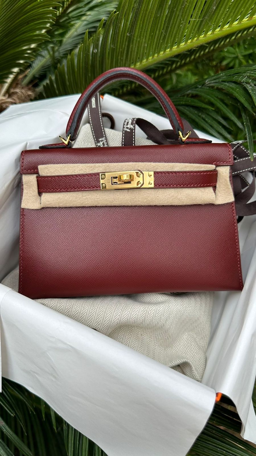 Hermès Sac Kelly mini veau Madame Couleur 55 Rouge H Stamp W – Personal ...
